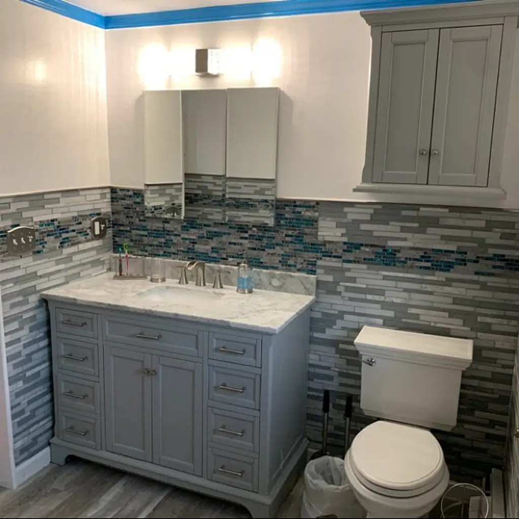 Linear Mosaic Floor & Wall Tiles - Hominter.com